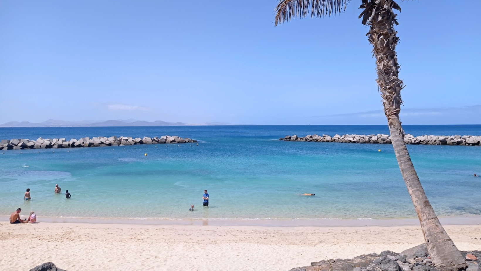 Exploring Beyond Las Catalinas: Playa Flamingo